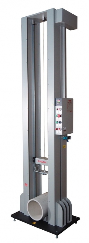 EXTERNAL IMPACT TEST EQUIPMENT FOR PIPES